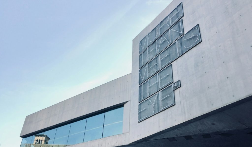 MAXXI Museum Rome Guide: History, Construction & Architects